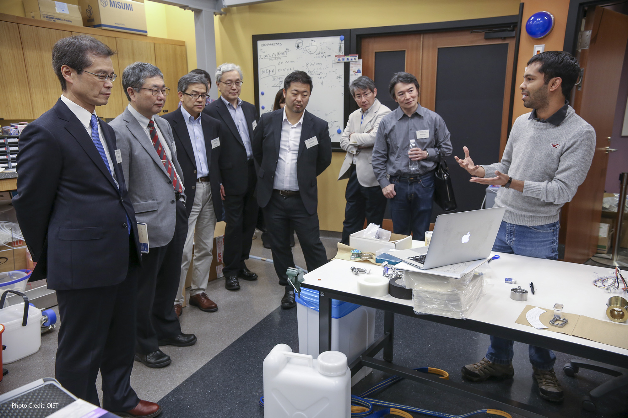 Symposium Photos | OIST Groups